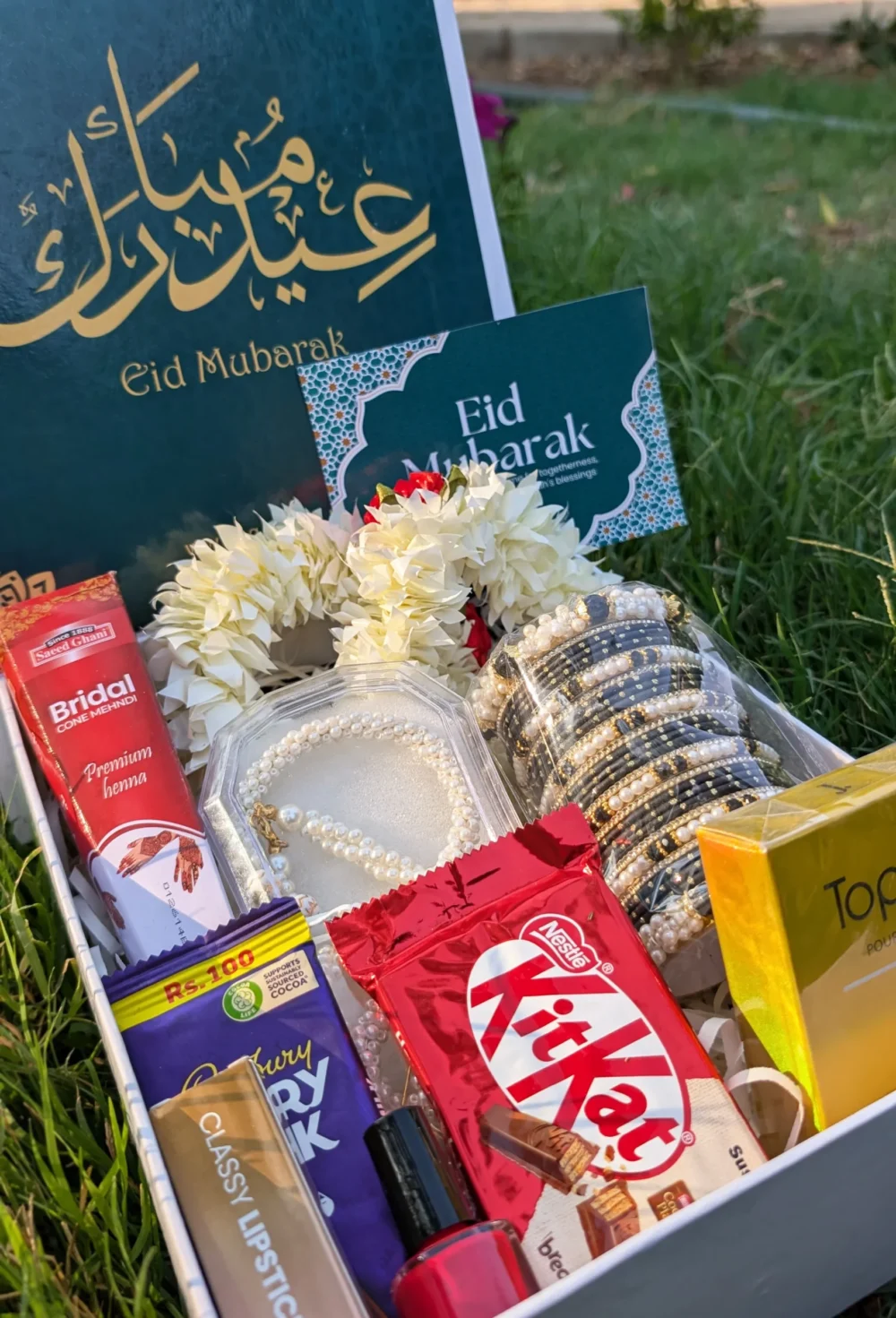 Begum Apki Eidi - Eid Gift box for Wife