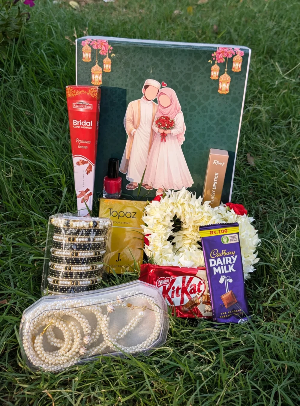 Begum Apki Eidi - Eid Gift box for Wife